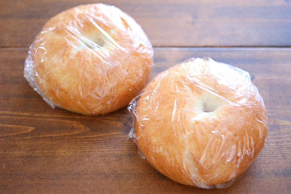 米粉ベーグルの作り方｜初心者でも失敗なし！綺麗にふっくら仕上げるレシピとコツ | 富澤商店 Column